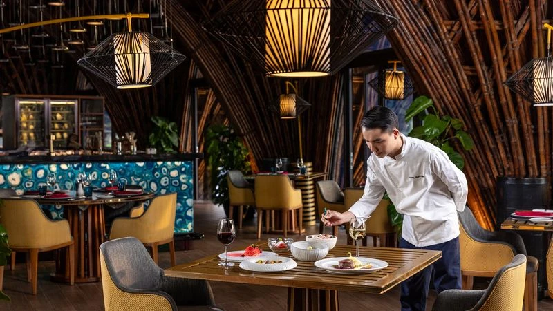 Dương Quốc Dũng - LAVA Chef De Cuisine - InterContinental Phu Quoc Long ...